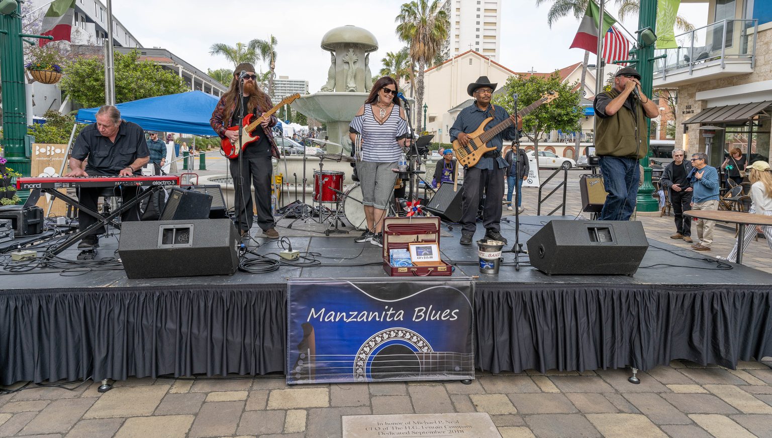 Entertainment – ArtWalk Carlsbad